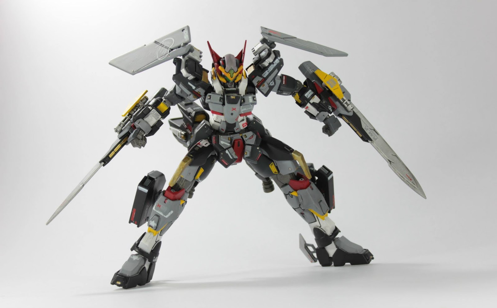 GUNDAM GUY: Striker Buster (Heavy Type) & Gundam Astraea Arfogaeth + K9 ...