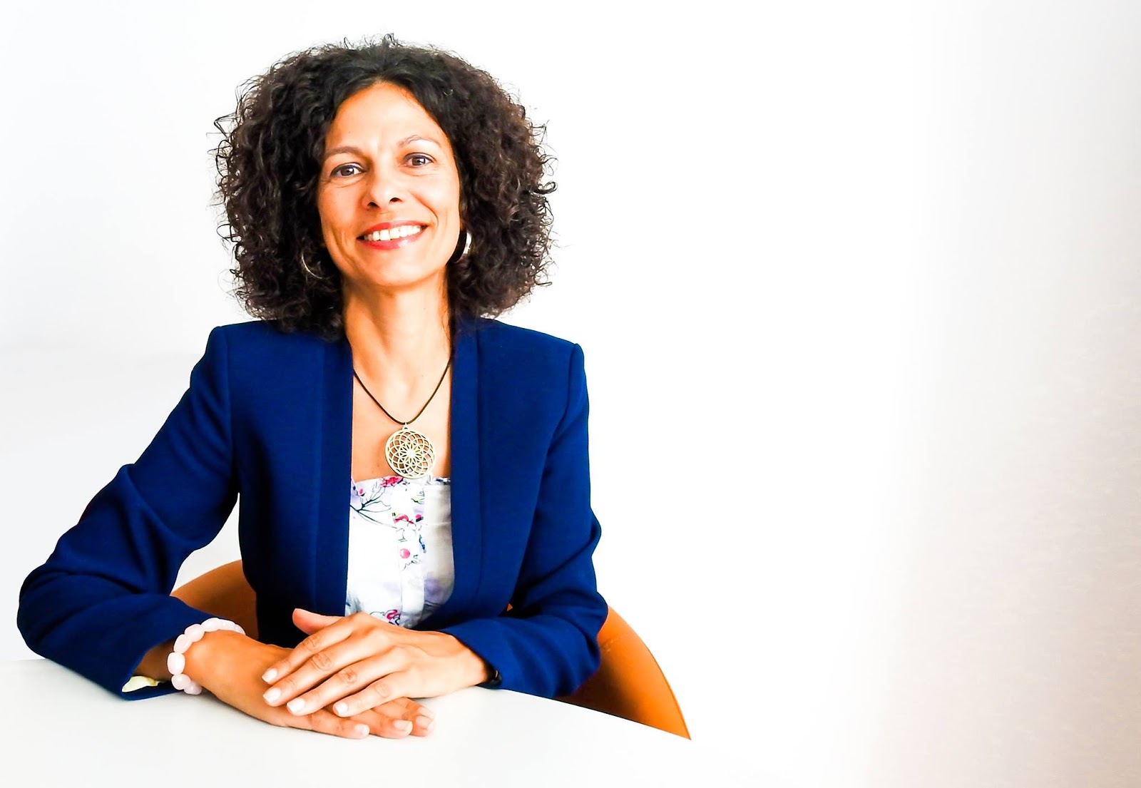 Oficina da Escrita: Na ponta dos dedos com... Fátima Luís