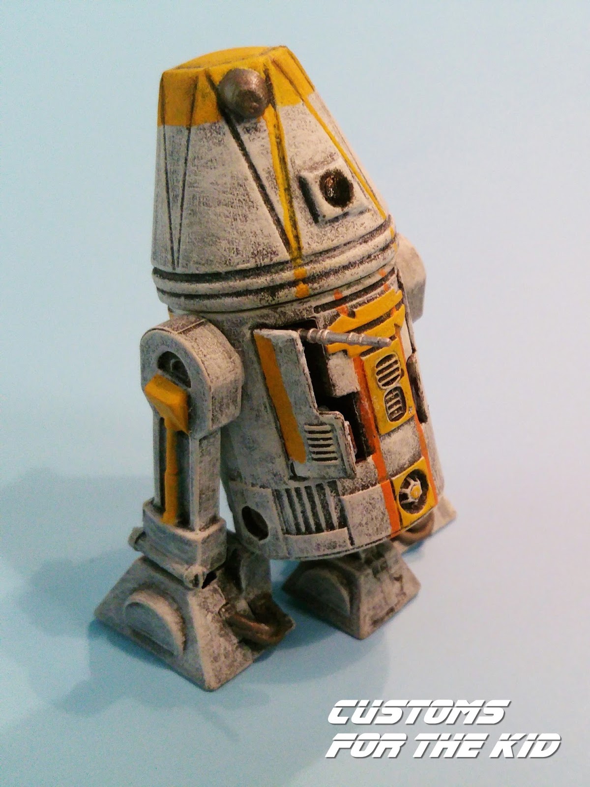 Customs for the Kid: CLONE WARS "R4-M1" created by Elias