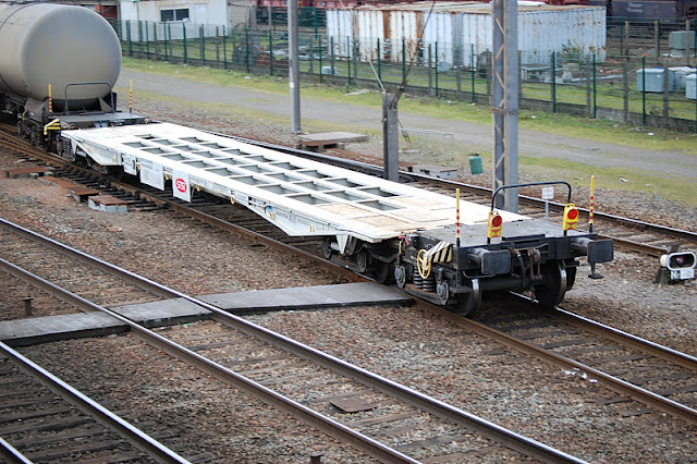 LA PASSION DU TRAIN: Wagon pour transport exceptionnel