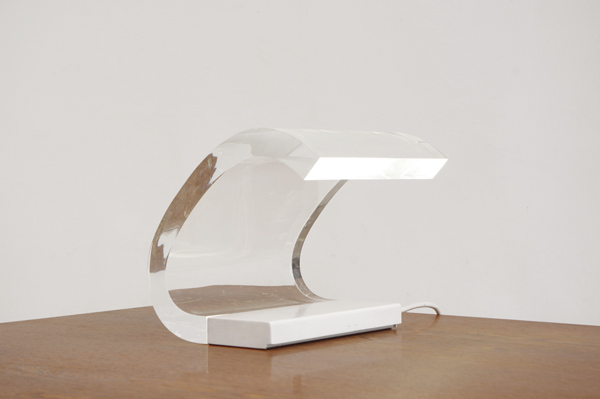 modern transparent acrylic lucite table lamp - clear