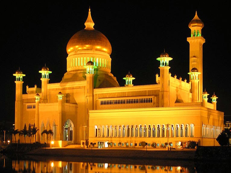 Sultan Omar Ali Saifuddin Mosque in Brunei | Mosques World