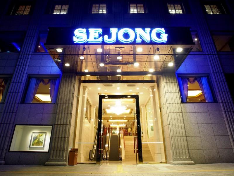 เซจอง โฮเทล โซล เมียงดง (Sejong Hotel Seoul Myeongdong) ที่พักสุดเดิ้น ...