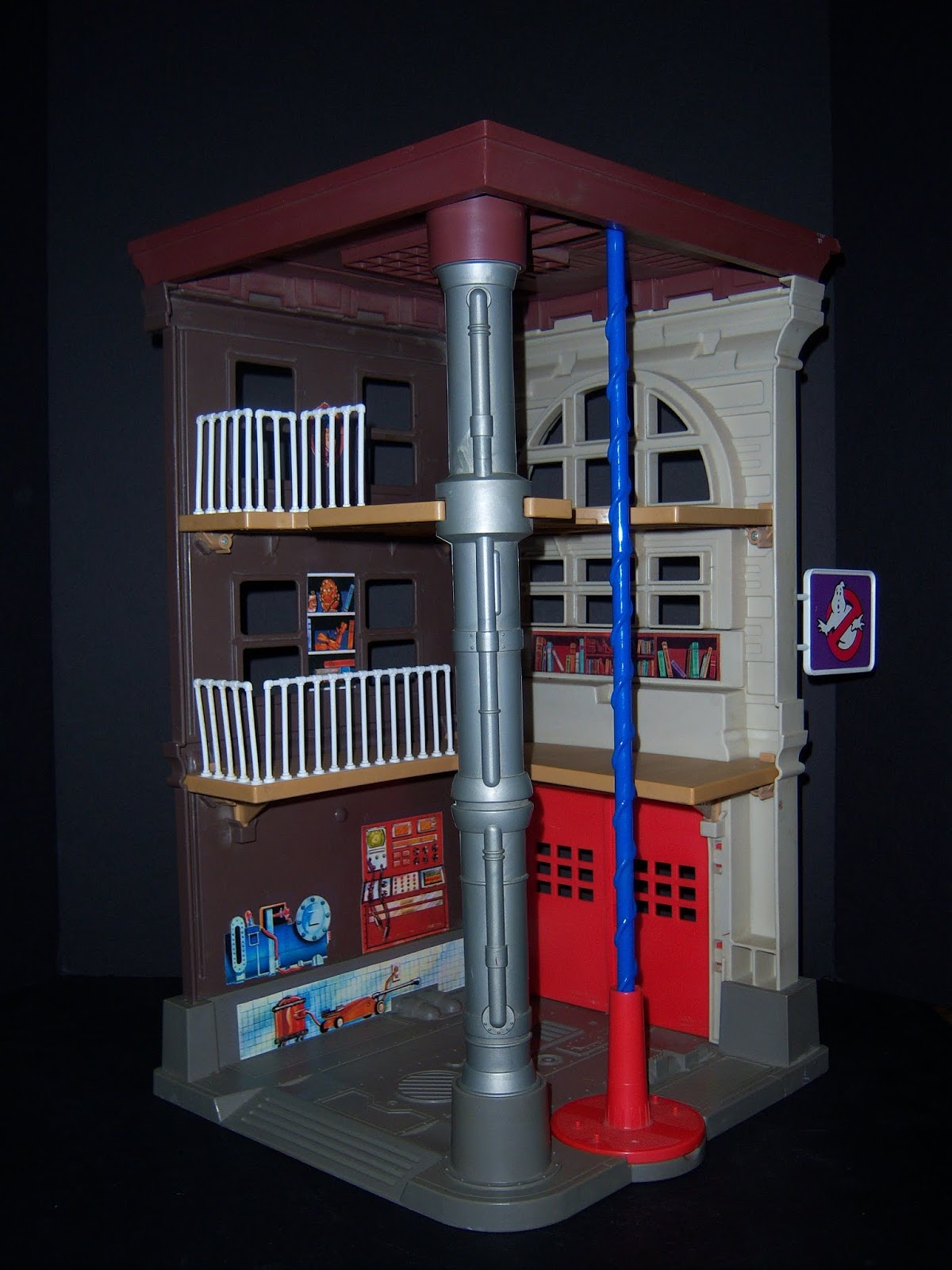 Kenner Real Ghostbusters Fire House Headquarters Playset | Weird ...