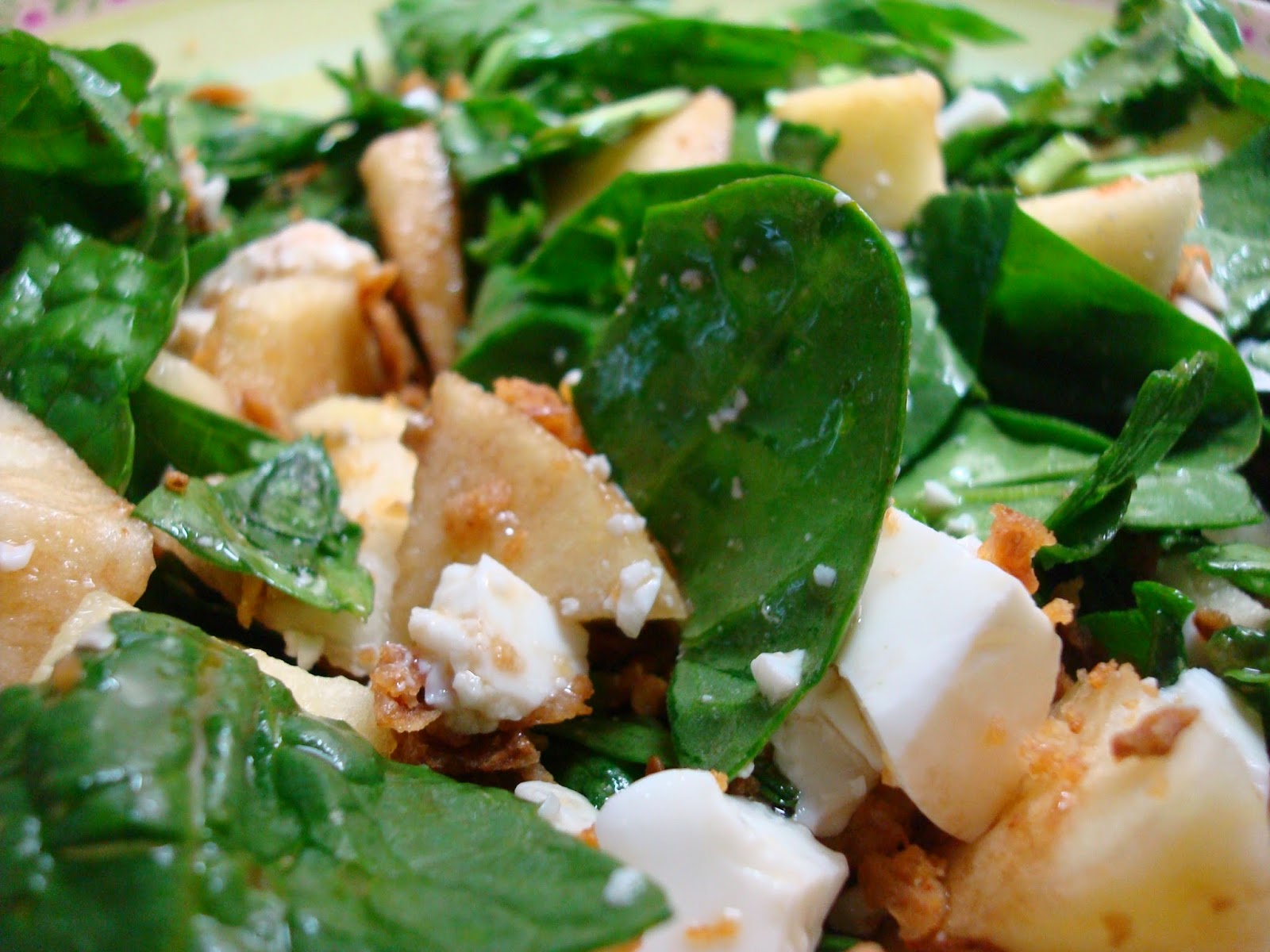 Ensalada de espinacas crudas - BOCADITOS DE PUFF