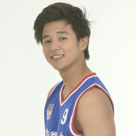 Man Central: Yves Flores: In Sportswear