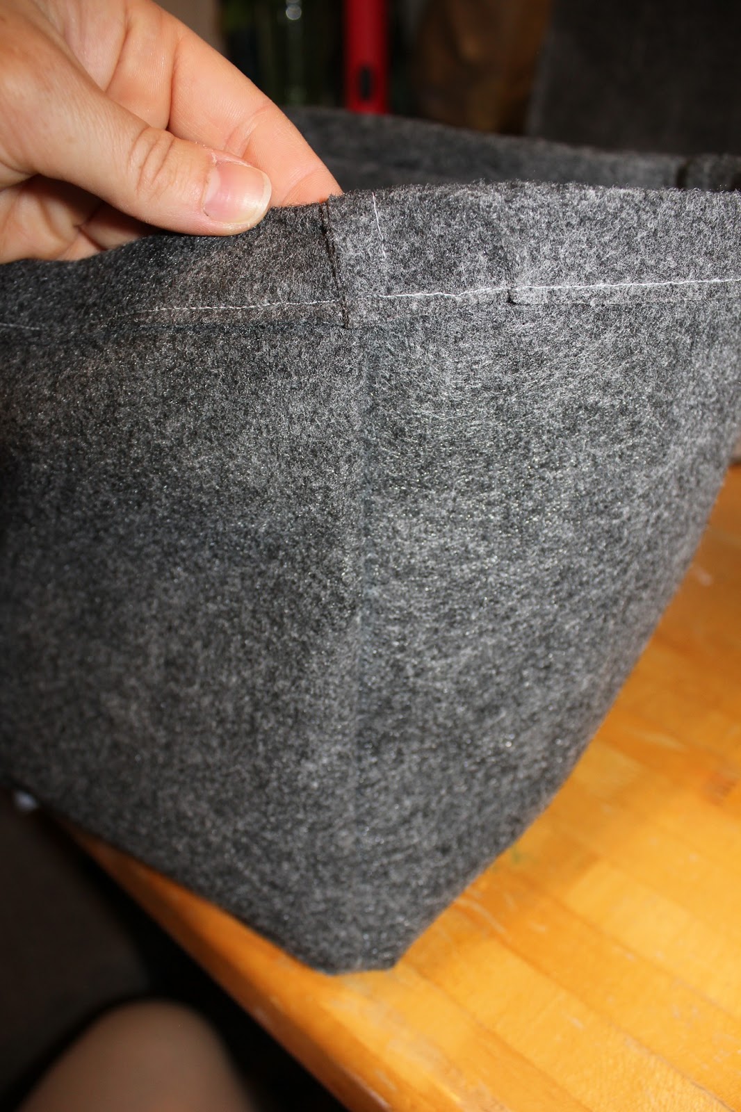 PeaHen Pad: DIY Grey Felt storage bins
