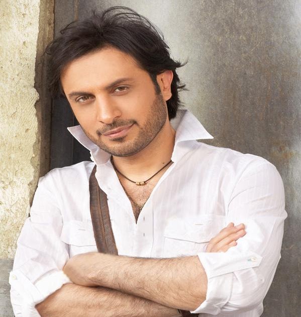 Iraqi Singer Sings a Libyan Song ~ Hot Arabic Music