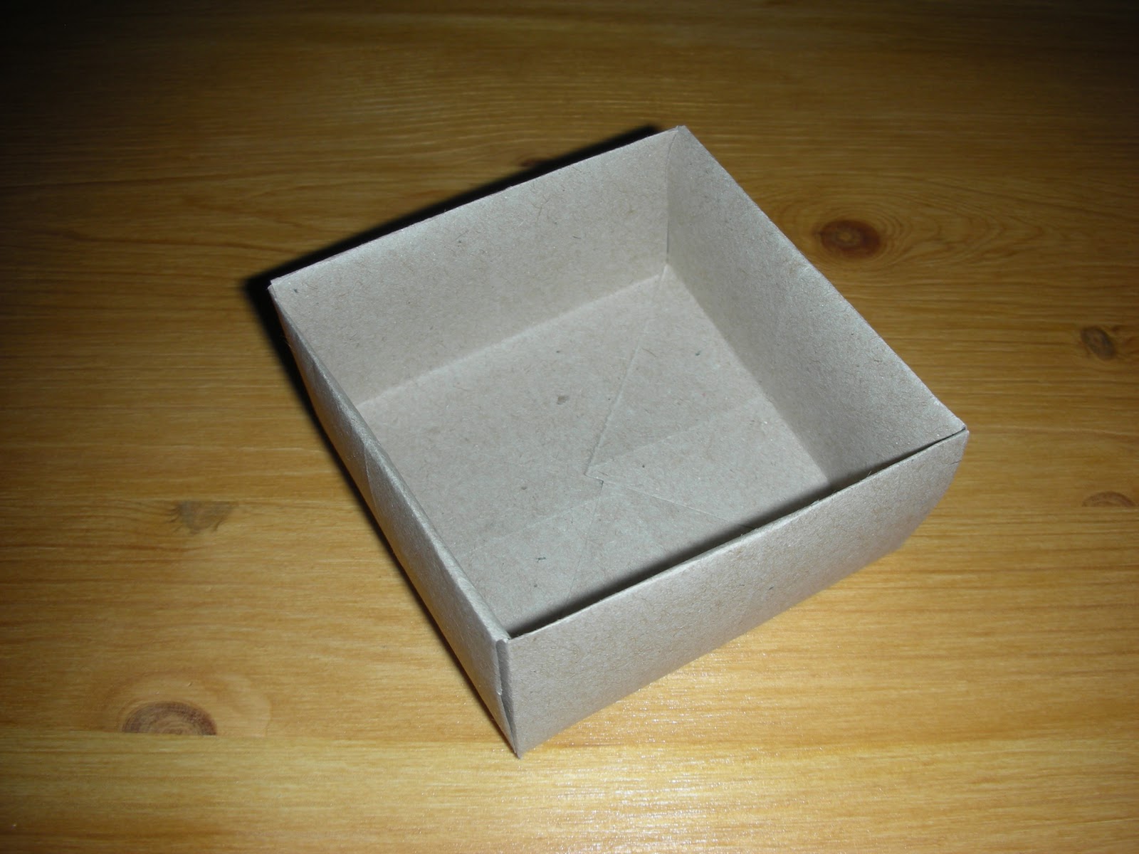 DIY: Hazlo tu mismo!: Cajita de papel