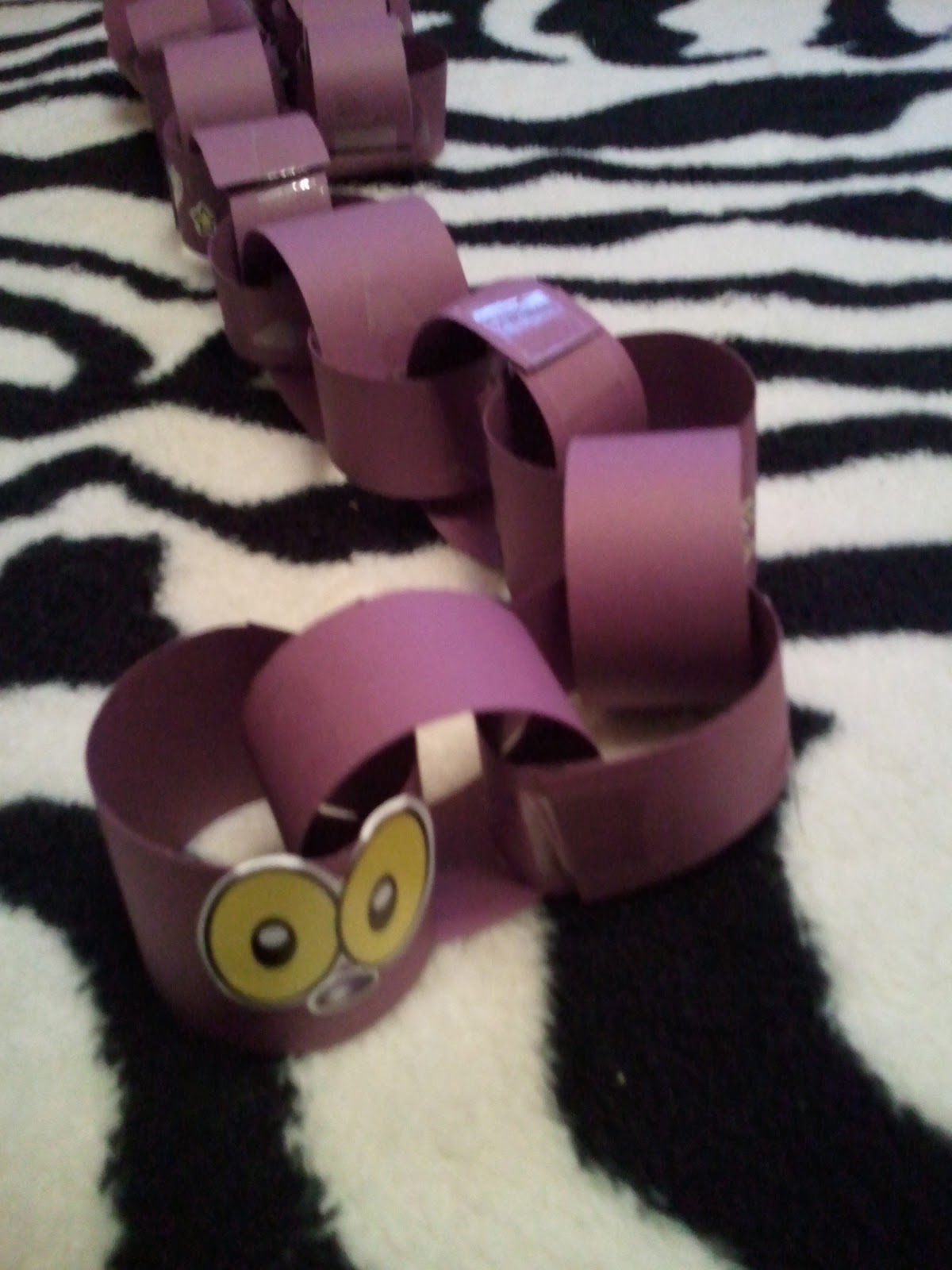 Nannies Created: Paper chain "Snakes"