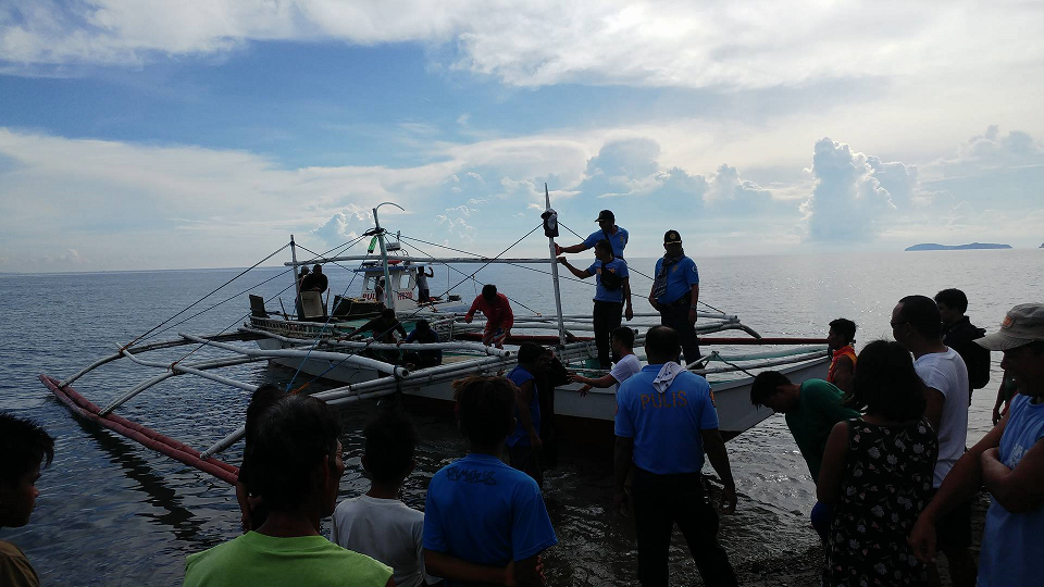 12 mangingisda, kulong dahil sa iligal na pangingisda sa Buenavista ...
