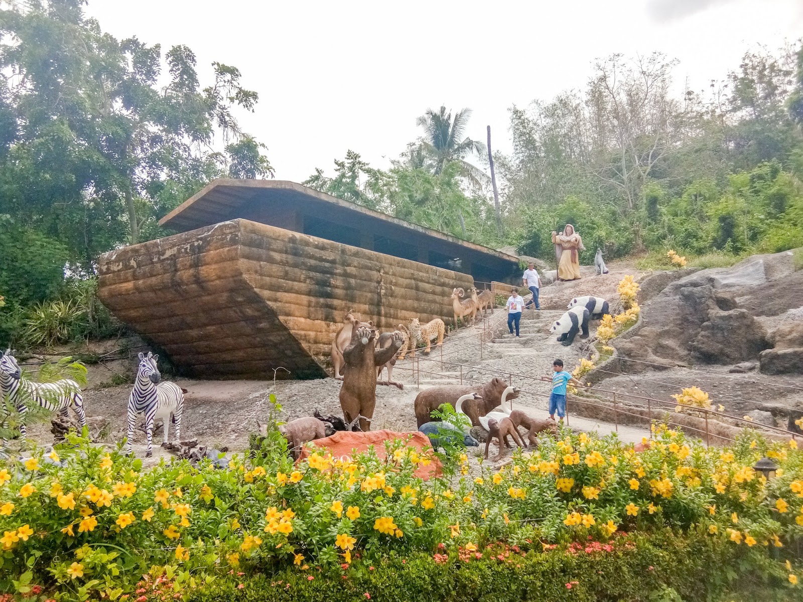 A Day at Garin Farm, Iloilo — Wild and Sassy