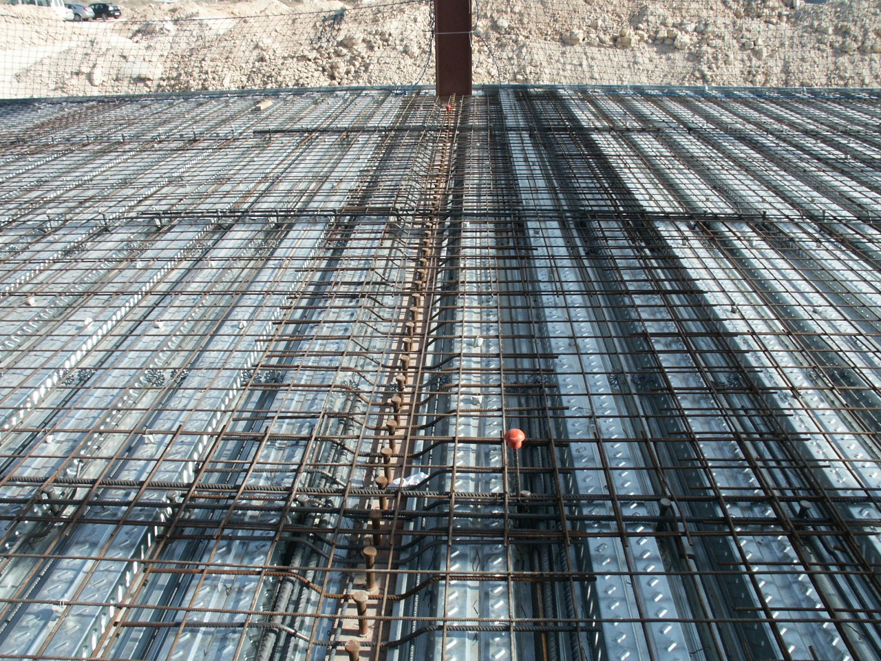 Cubiertas cerramientos Cucel: CUCEL, especialistas en la instalación de ...