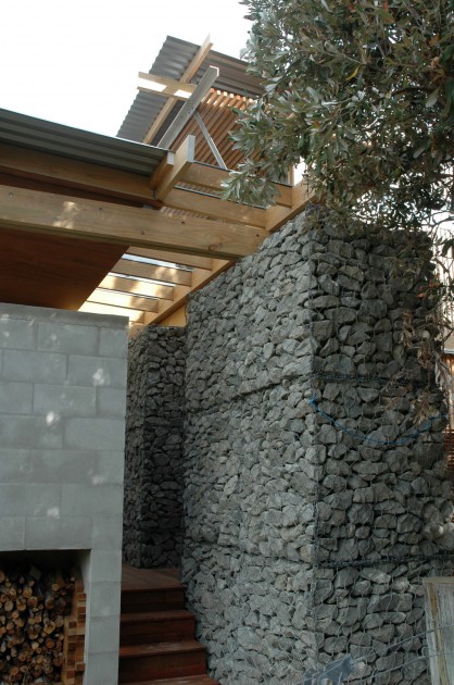 Retaining Wall Design: Gabion Walls used for structural purposes in ...
