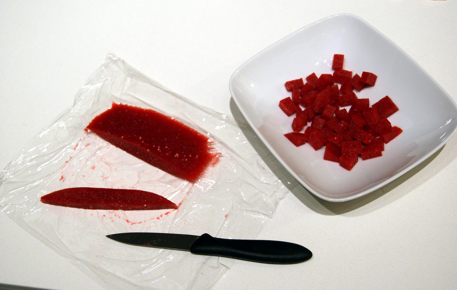 little miss sweetie: Ispahan Macaron - Macarons with lychee, rose and ...