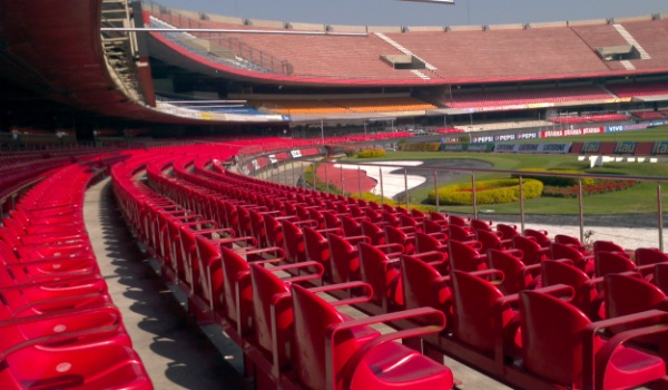 REFORMA DO MORUMBI - CADEIRAS VERMELHAS SENDO INSTALADAS! ~ Sempre São ...