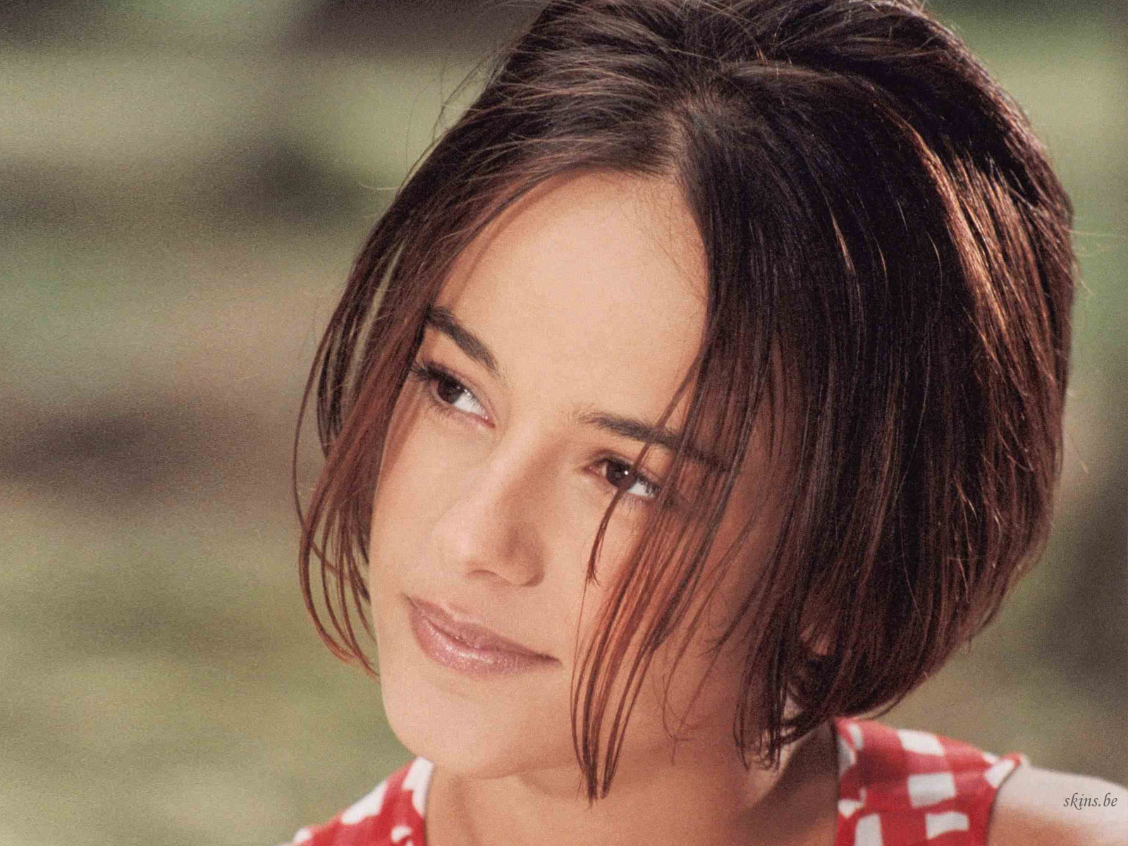 Alizee Hd Wallpapers Free Download