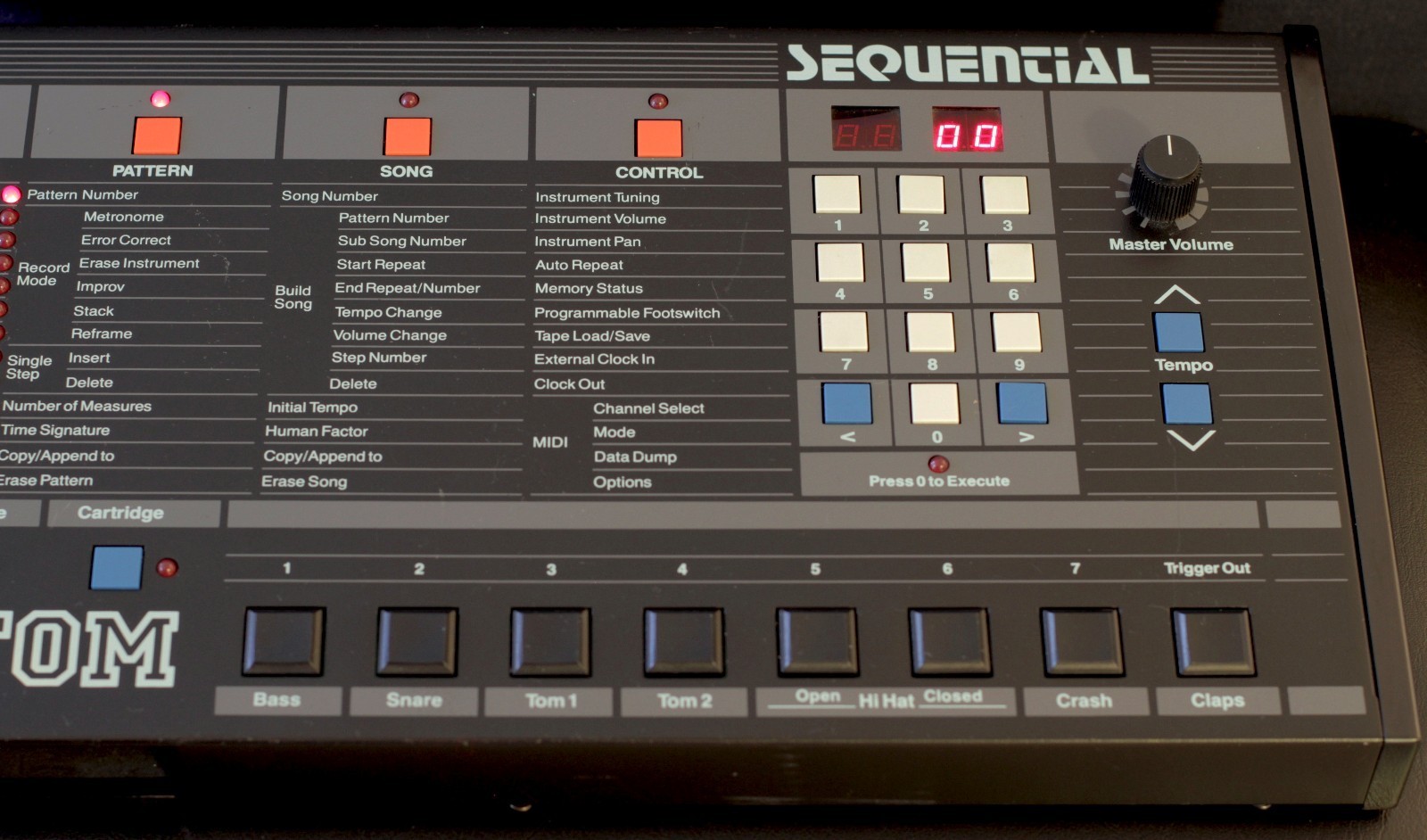 MATRIXSYNTH: Sequential Circuits Tom - Vintage Digital Drum Machine