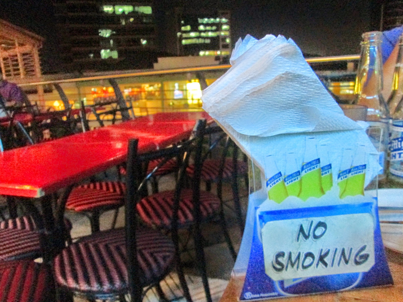 INSPIRING JOURNEY: "NO SMOKING" Signages at Ayala Center in Cebu City ...