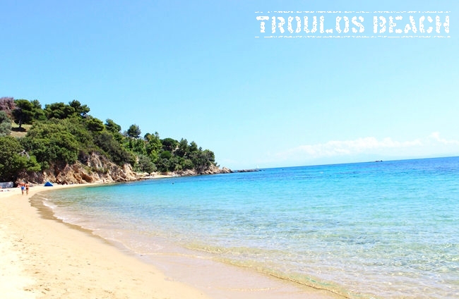 Troulos beach | Skiathos island | GLAM FAB HAPPY