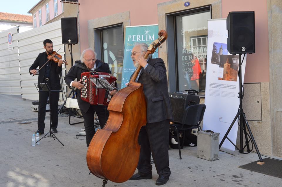 Janela aberta - Blogue de harmonica: Luis Trigo