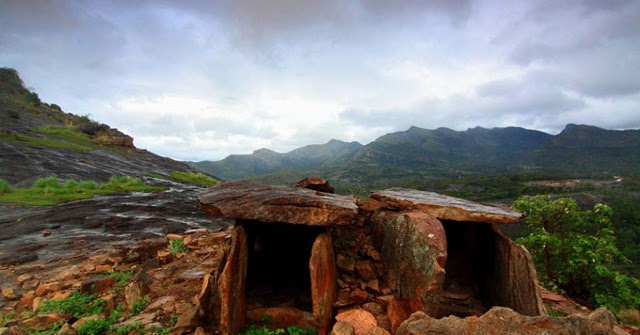 MOONWALK TOURS : MARAYUR MUNIYARA