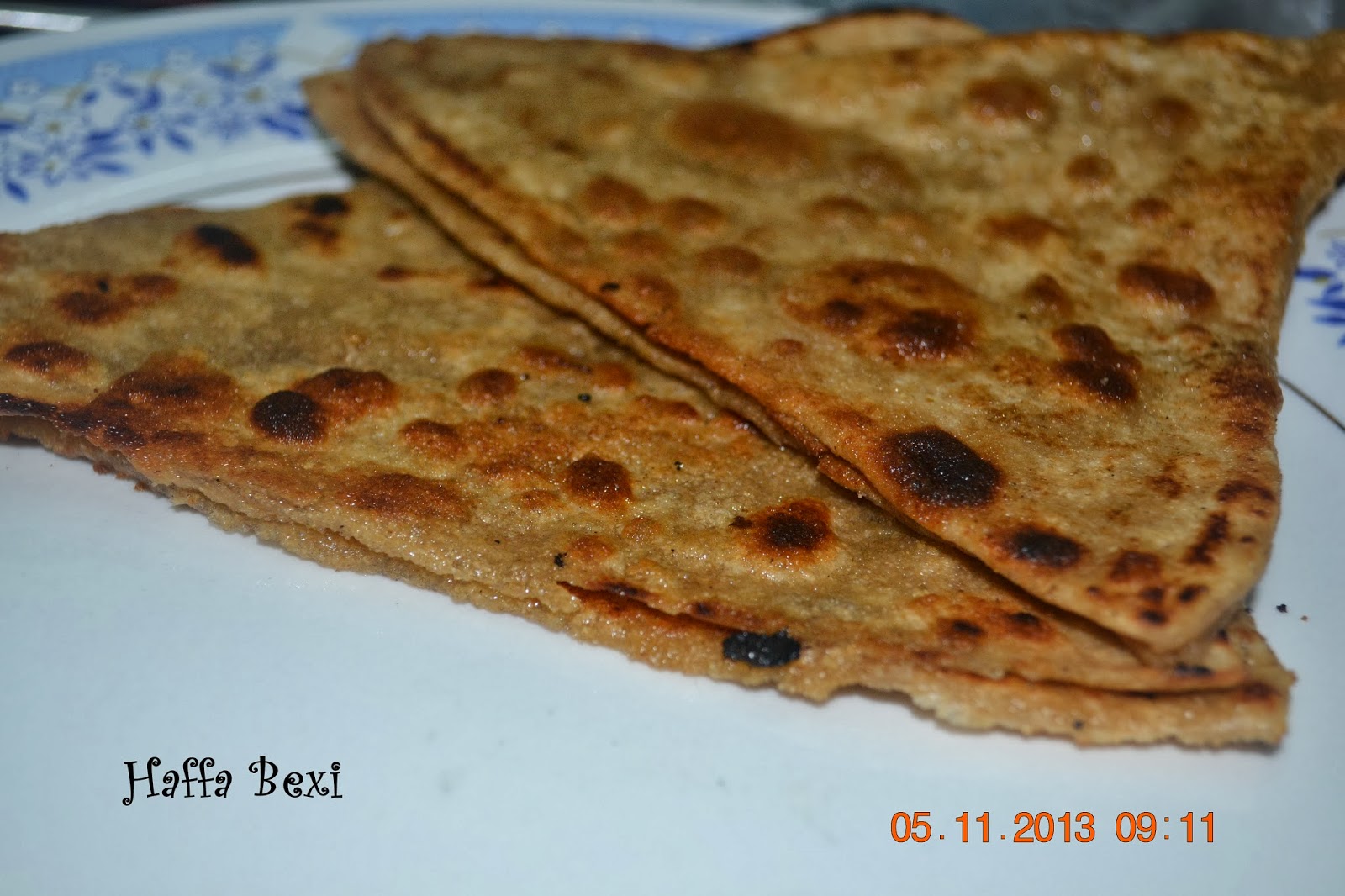 Triangle Paratha | Haffa's kitchen adventures