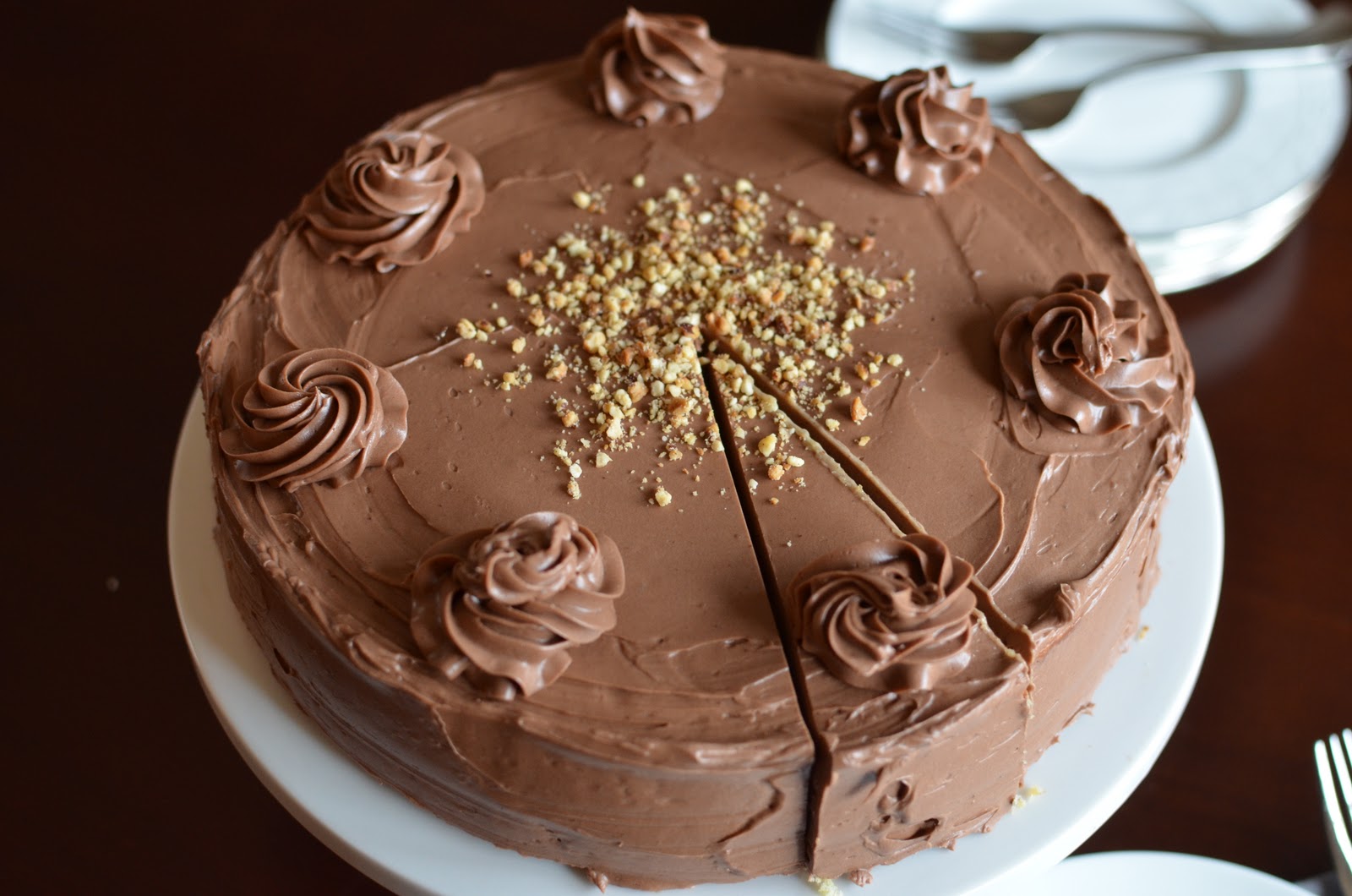 Playing with Flour: Hazelnut cake with praline and milk chocolate ...