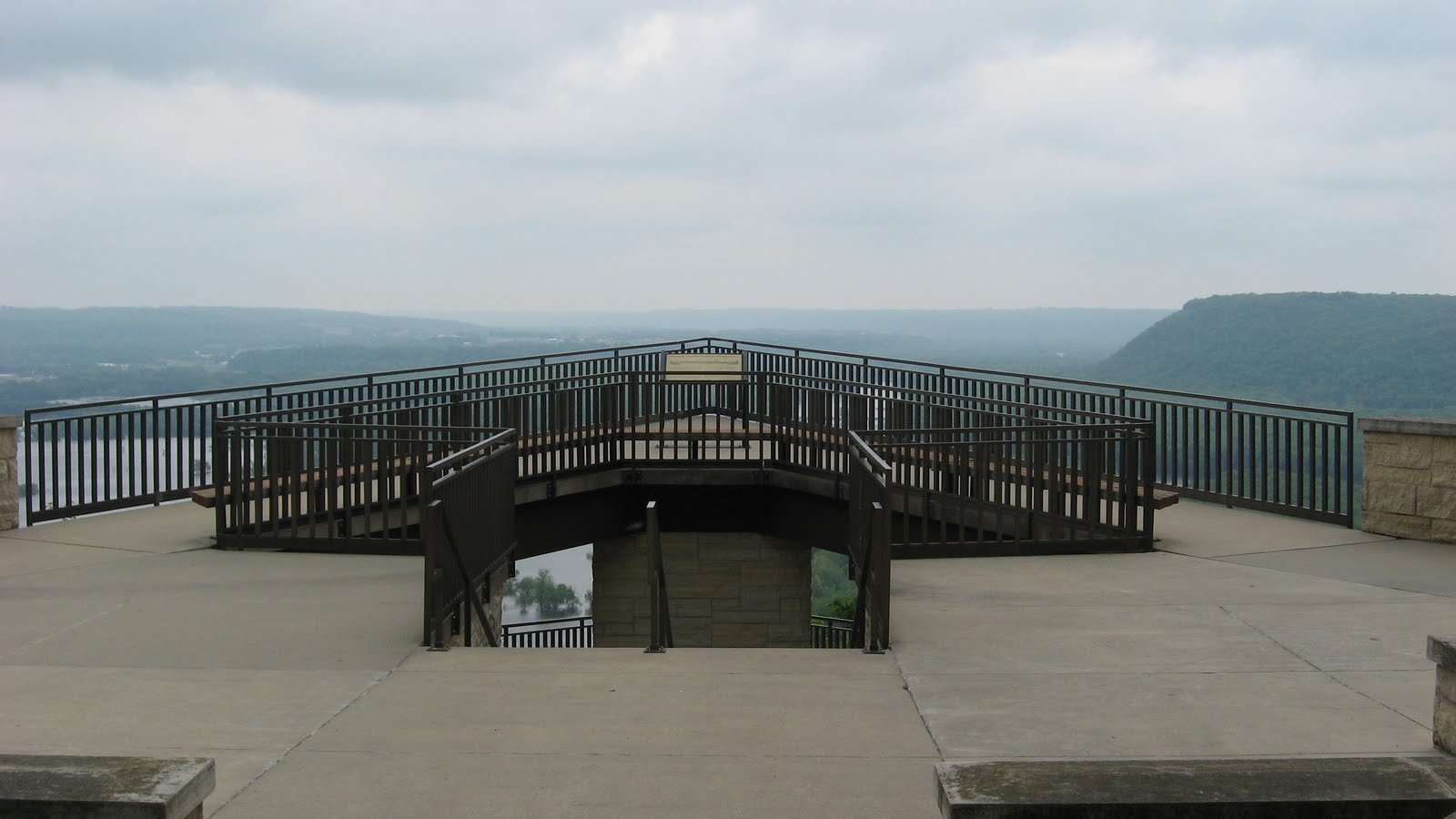 Pikes Peak State Park of Iowa: Photos