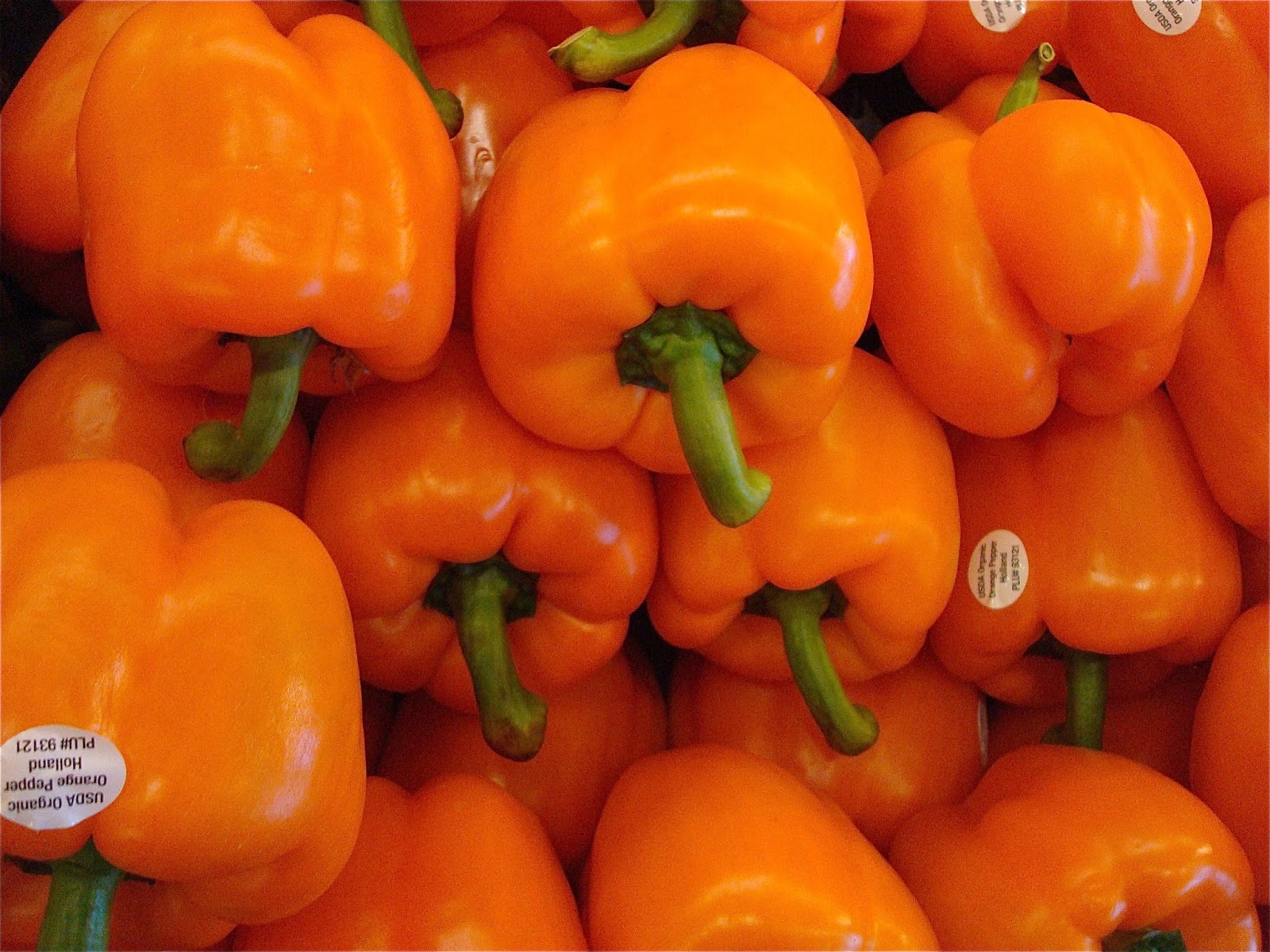 Davos: Orange Bell Peppers
