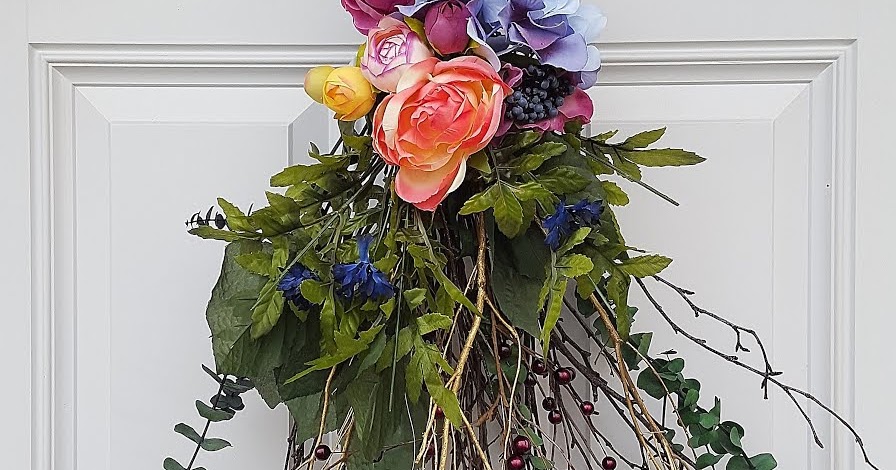 CraftyBridge: Spring Door Swag