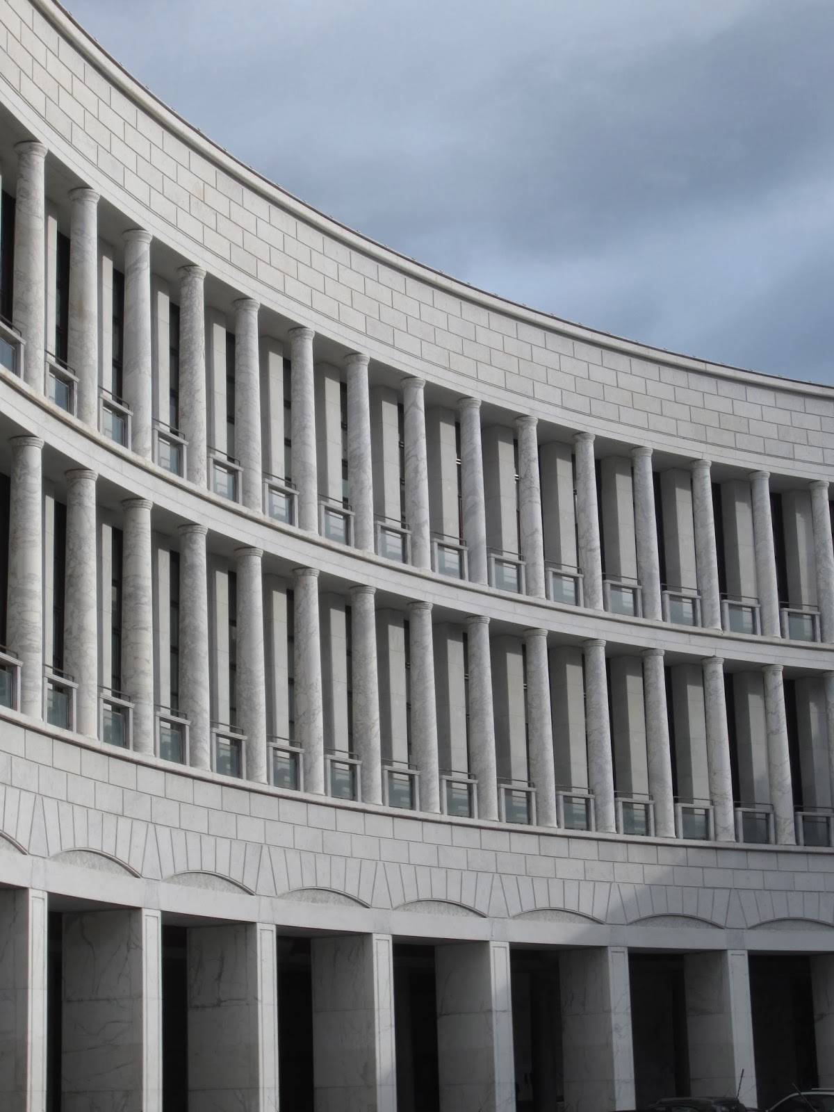 EUR - Mussolini's Architectural Showcase