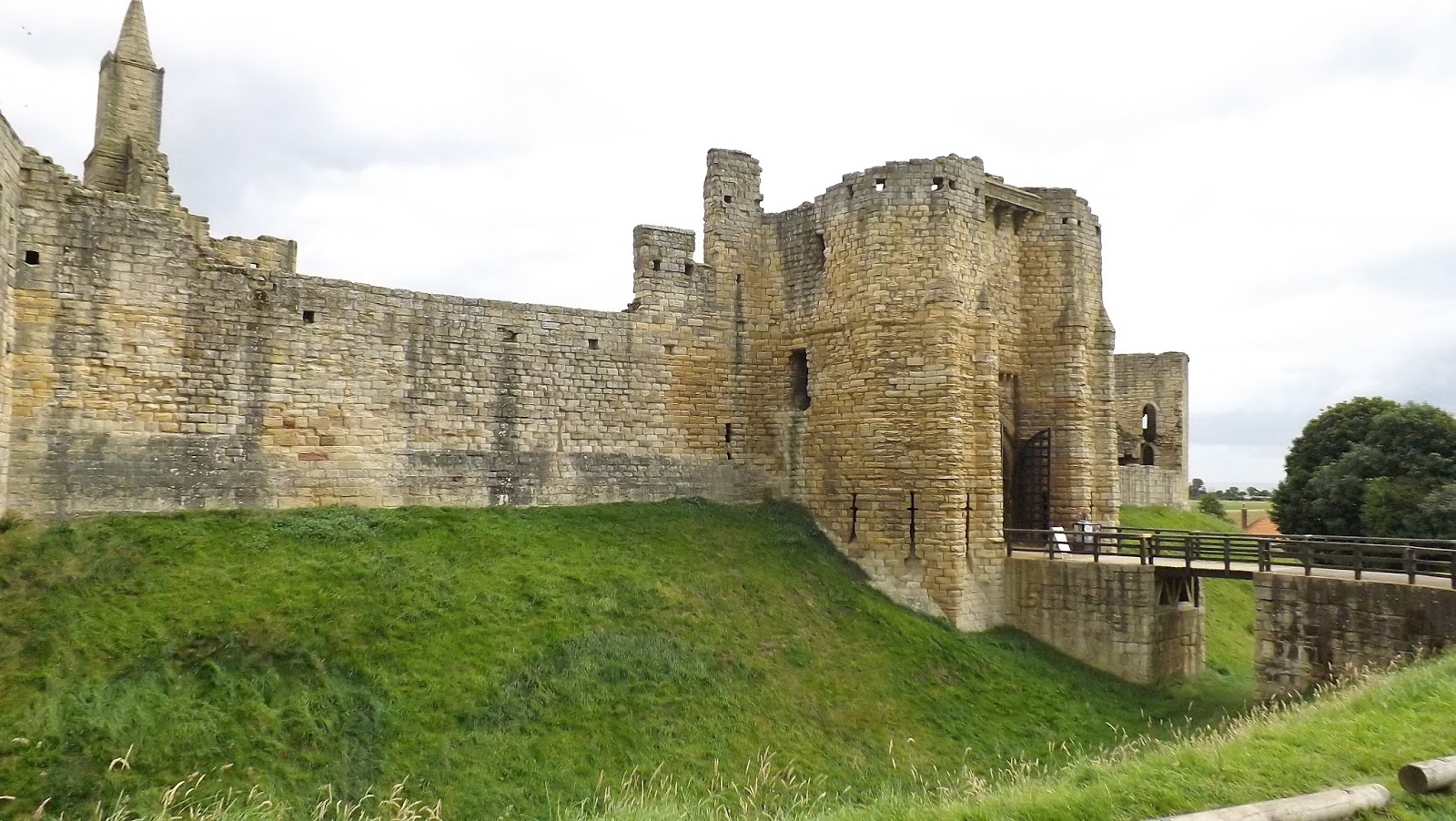 The castles, towers and fortified buildings of Cumbria: Warkworth ...