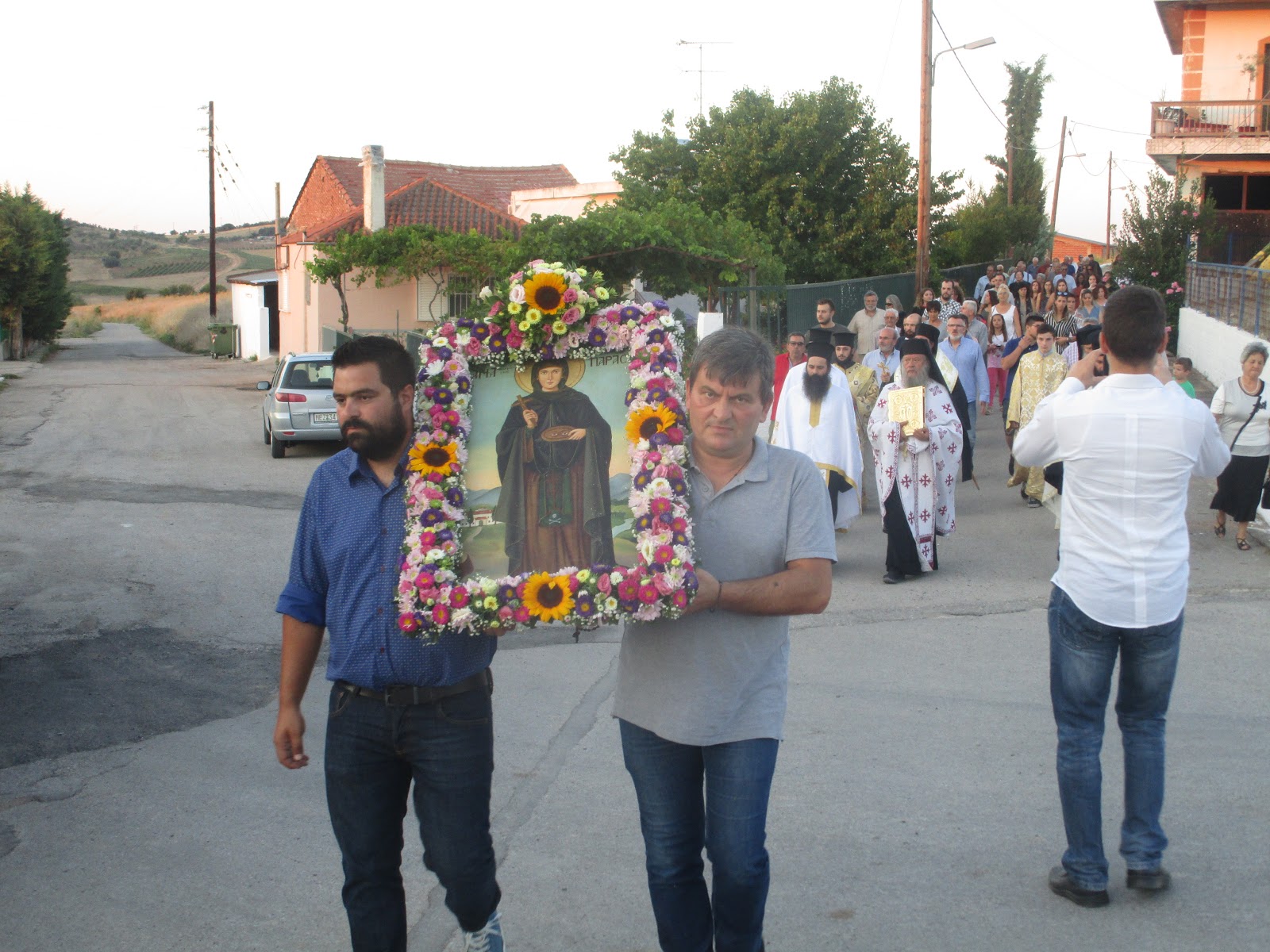 Λιτανευση Εικονας της Αγιας Παρασκευης στο Λουτουφι Θηβων | ΛΟΥΤΟΥΦΙ ΝΕΑ