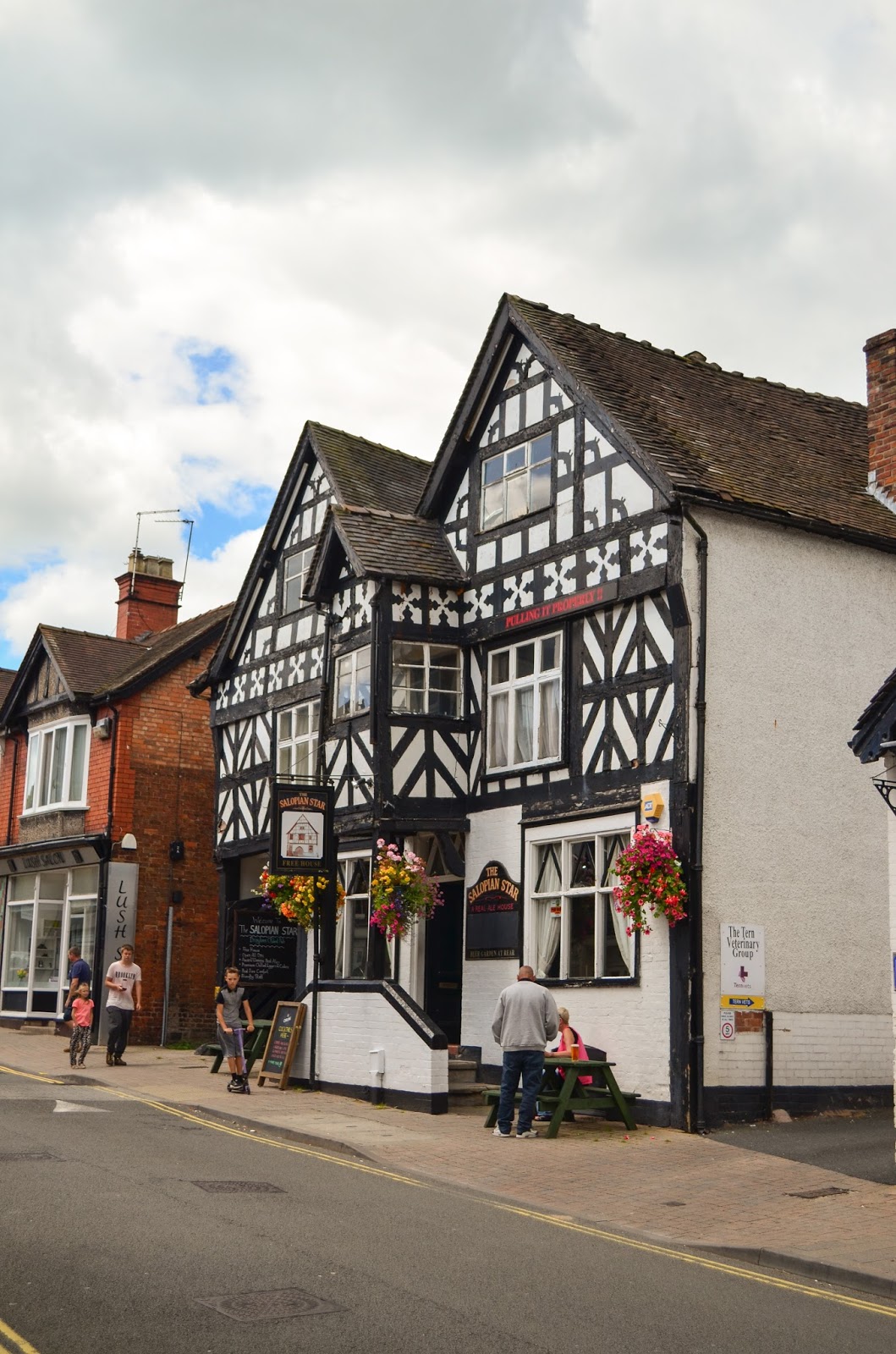 Pubs: Then & Now: #238 Salopian Star, Market Drayton, Shropshire : 1987 ...