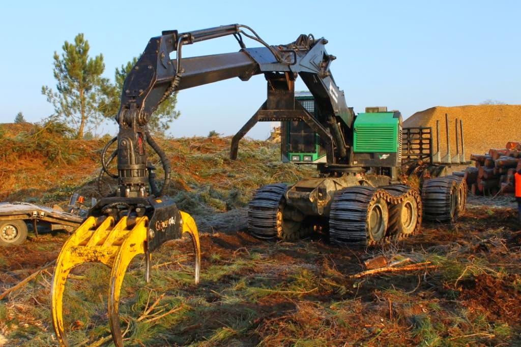 CFPPA le Chesnoy - 45200 AMILLY - Formations Conduite de Machines ...
