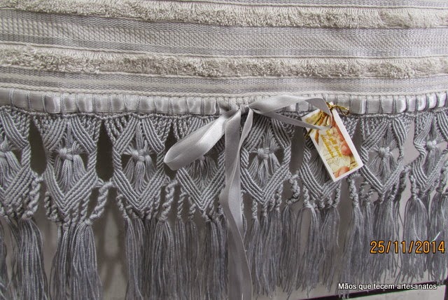 Blog da Bete Artesanatos: Toalha de Rosto com Gerberas em Bordado Russo ...