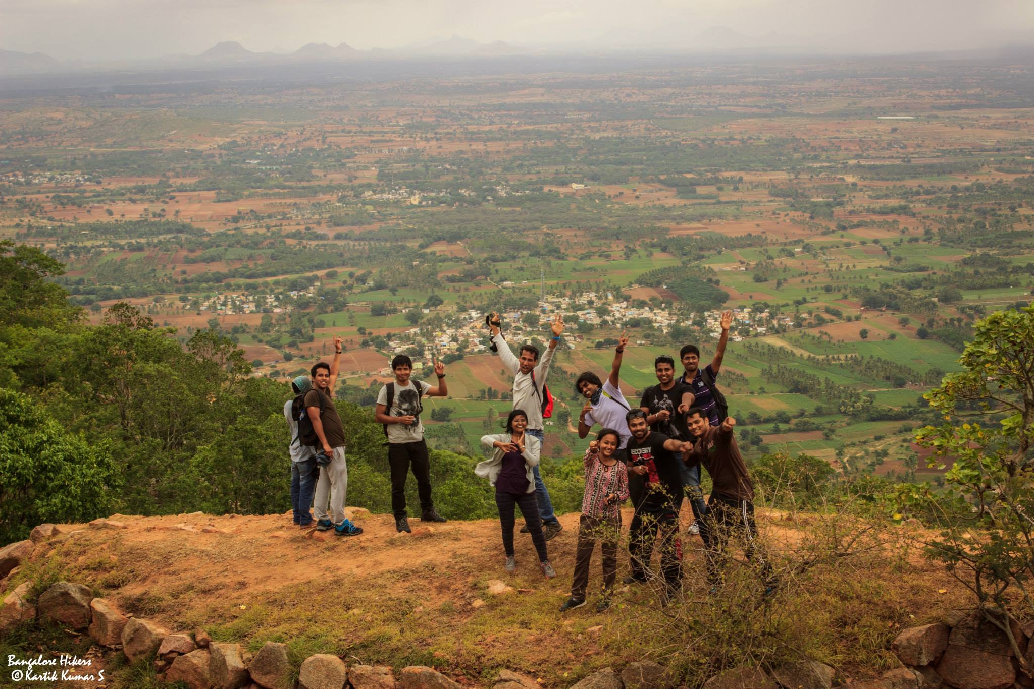 Makalidurga Trek in Cloudy Weather and Cool Breeze | Bangalore Hikers