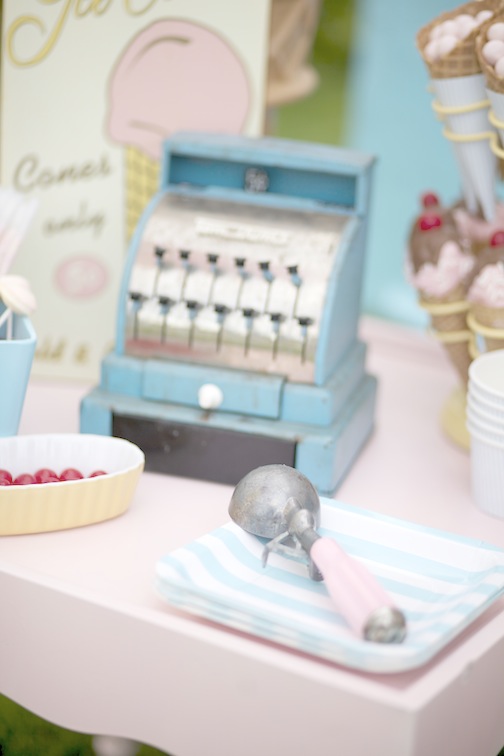Kara's Party Ideas Ice Cream Social - Summer, Vintage Ice Cream Party ...