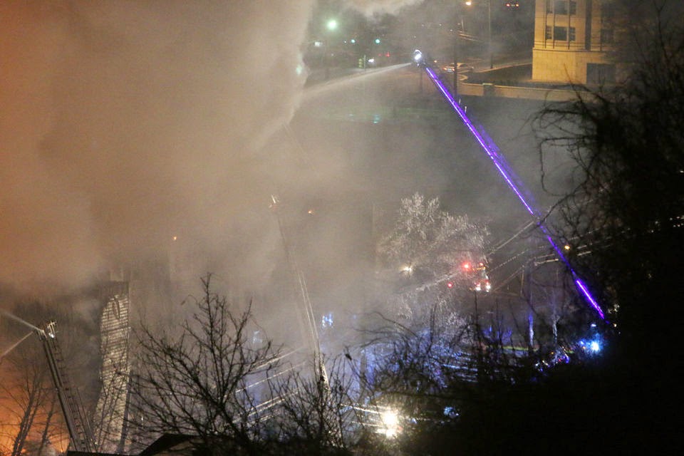 EDGEWATER FIRE : Started from Plumber Working Area - Master Of News