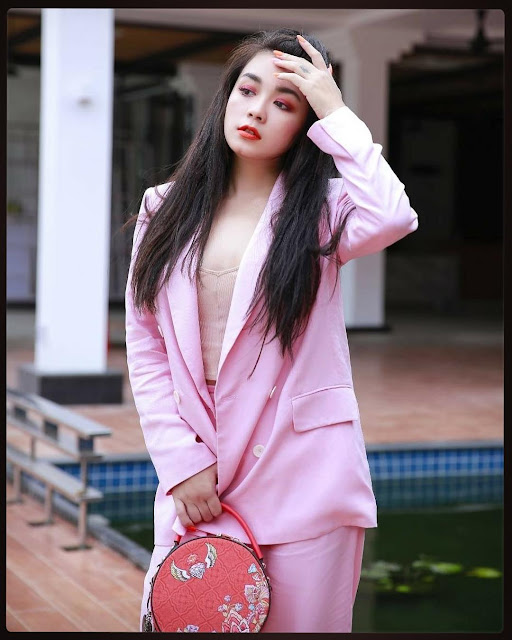 Phway Phway | Myanmar Model Girl