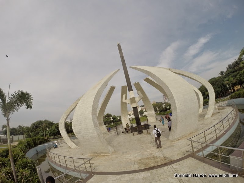 MGR Memorial Chennai wide angle photos - eNidhi India Travel Blog