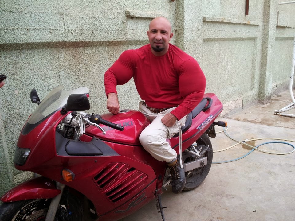 Body Synthol: Men using synthol