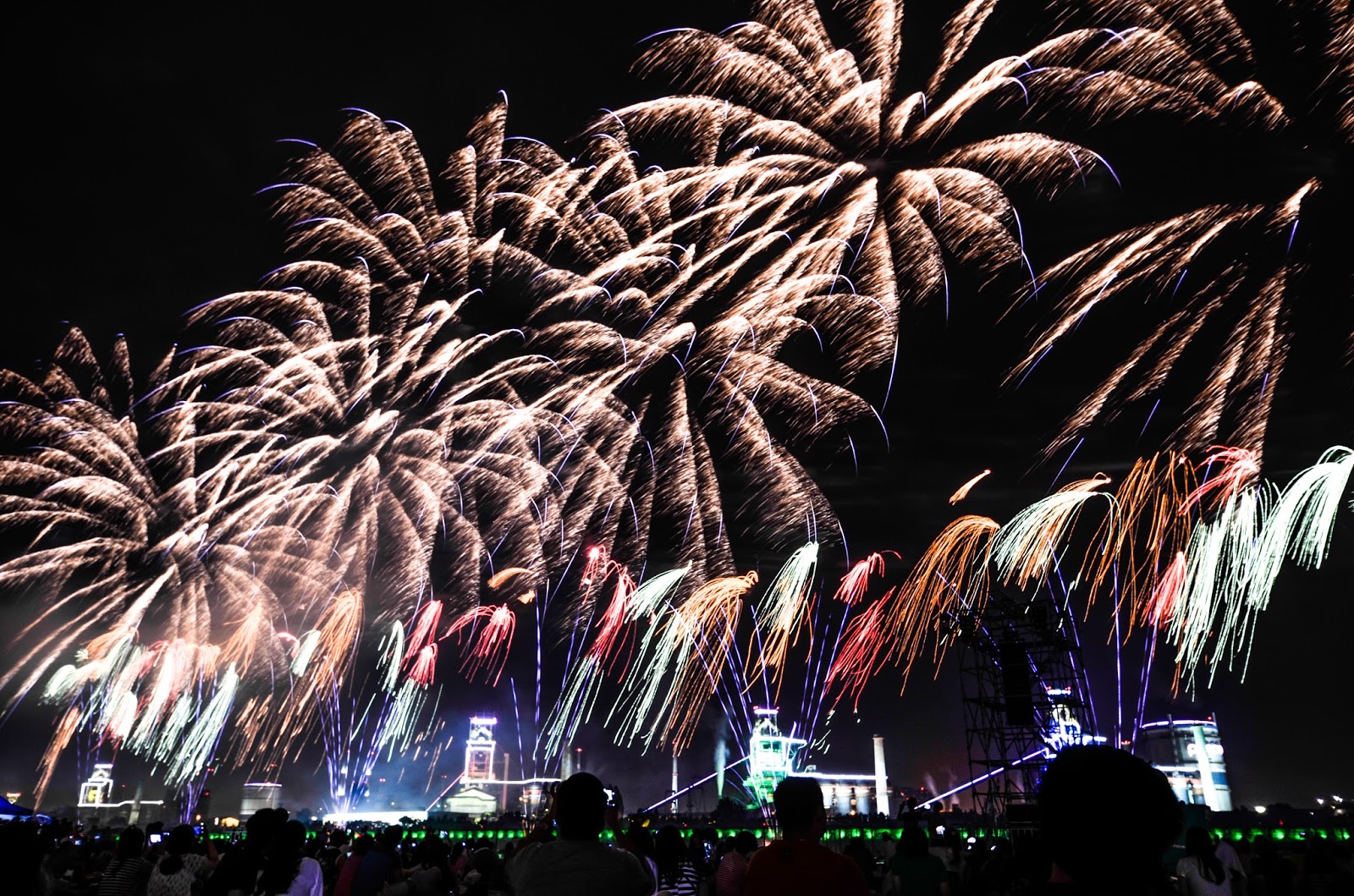 The 10th Annual Pohang International Fireworks Festival | 10 Pictures ...