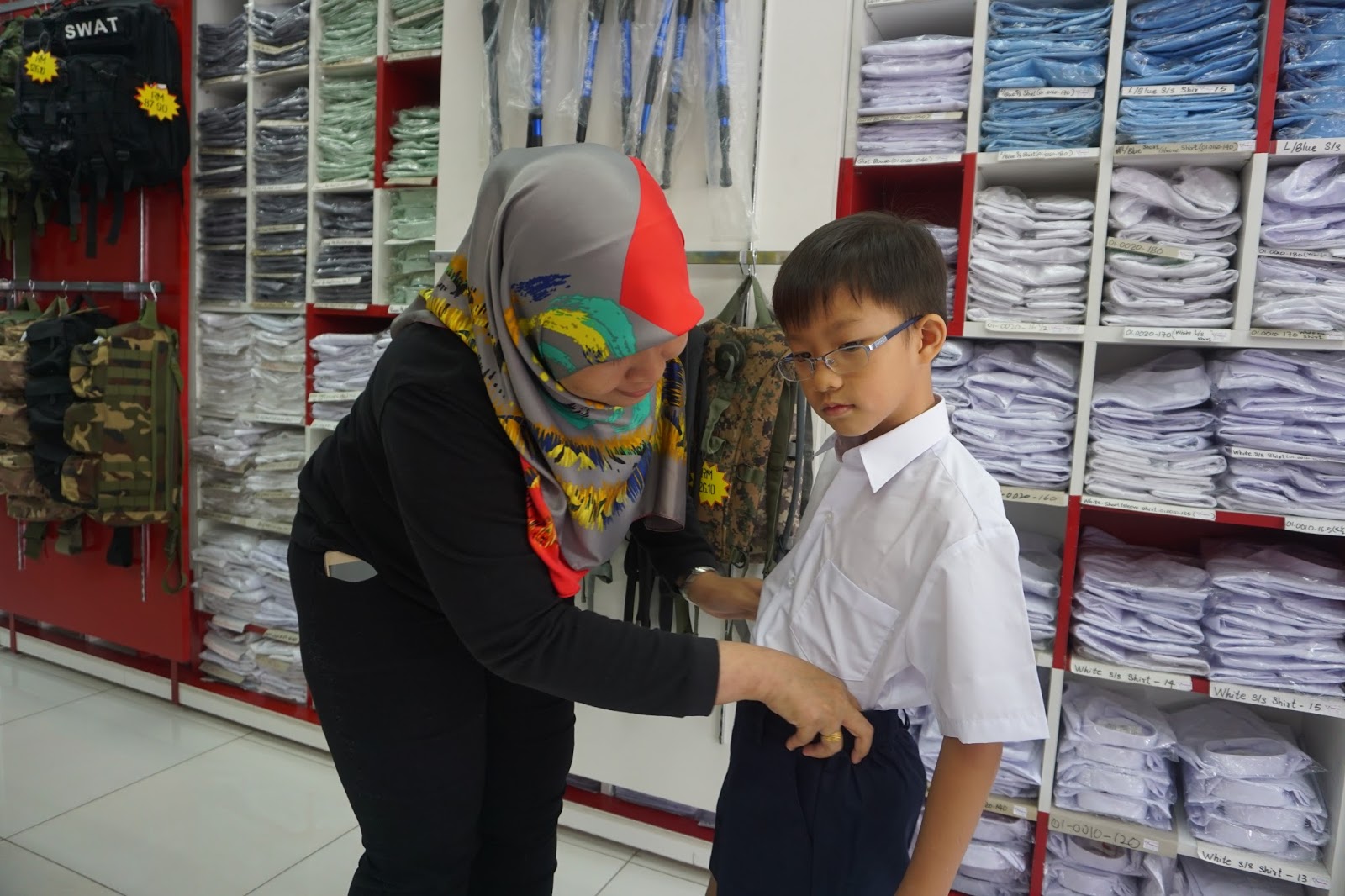 5 Little Angels: Professor School Uniform Review