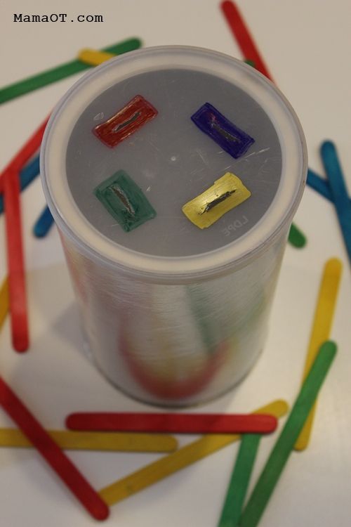 ENEBLOGGA: CREANDO JUEGOS MANIPULATIVOS CON BOTES