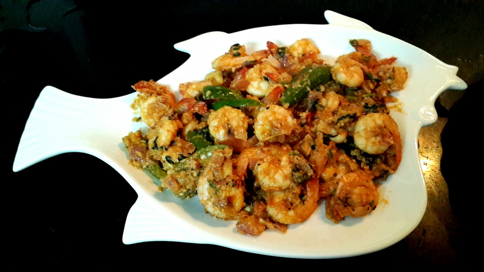 Flavorsome Flavors: My version of Kerala style Sukha Prawns