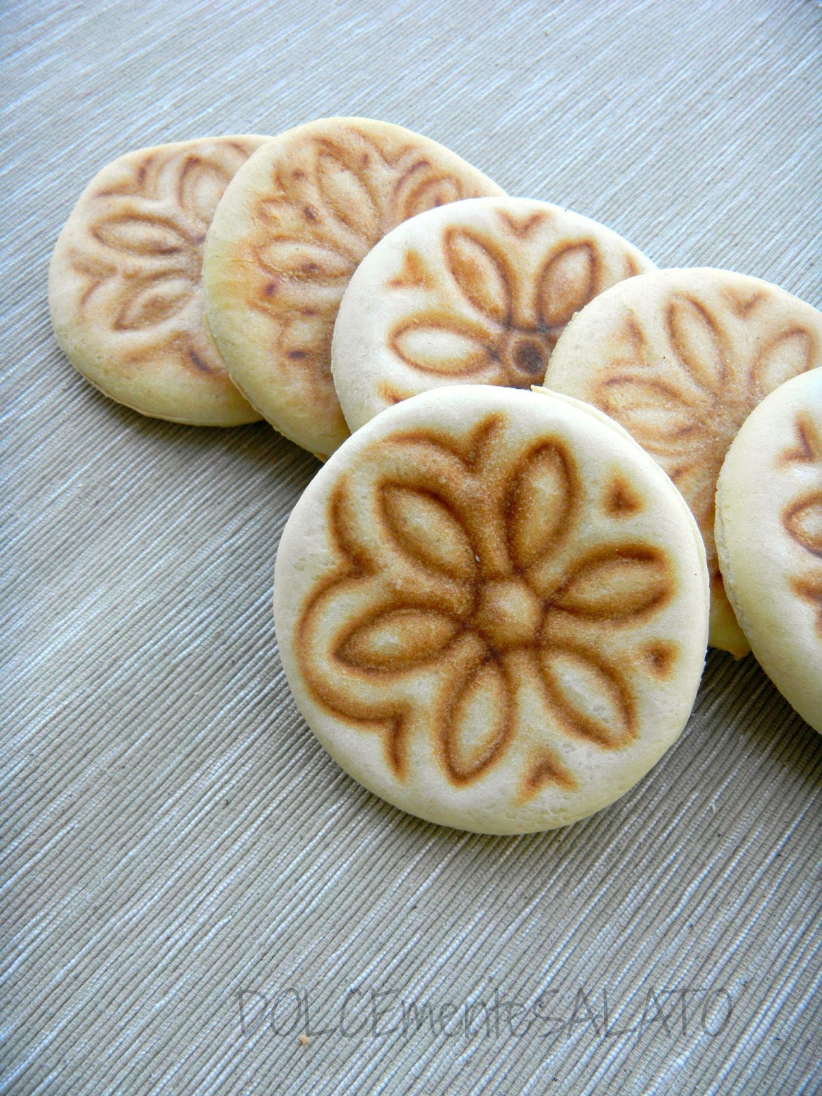 DOLCEmente SALATO: Crescentine modenesi o tigelle