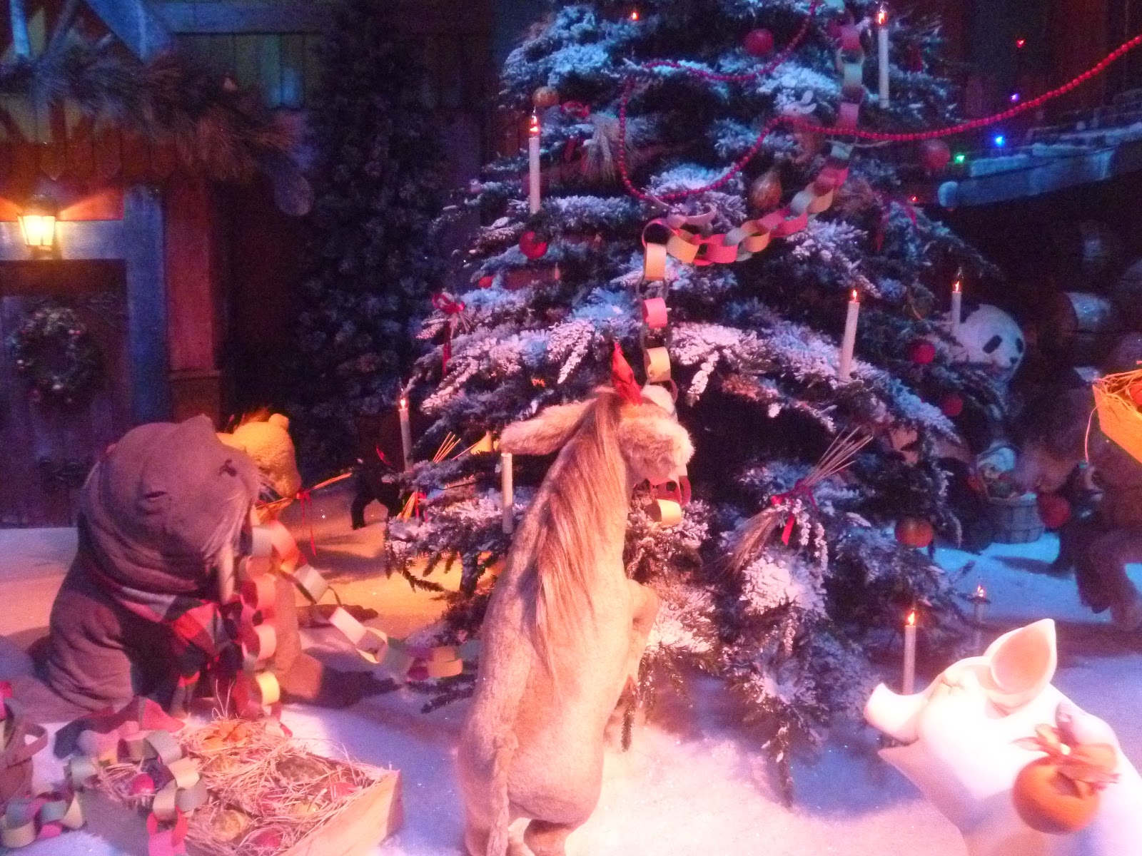 Peter's Puppets: Photos of Elf Village at Macy's Santaland