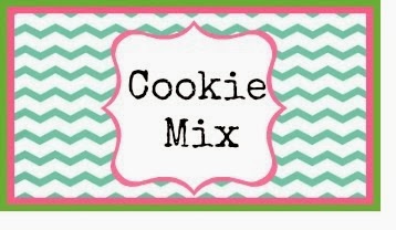 The Naked Pantry: Christmas Cookie Mix in a Jar {Printable Labels}